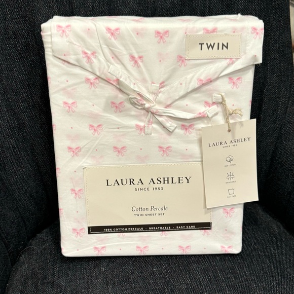 Laura Ashley | Bedding | Nwt Laura Ashley Twin Sheet Set 0 Cotton ...
